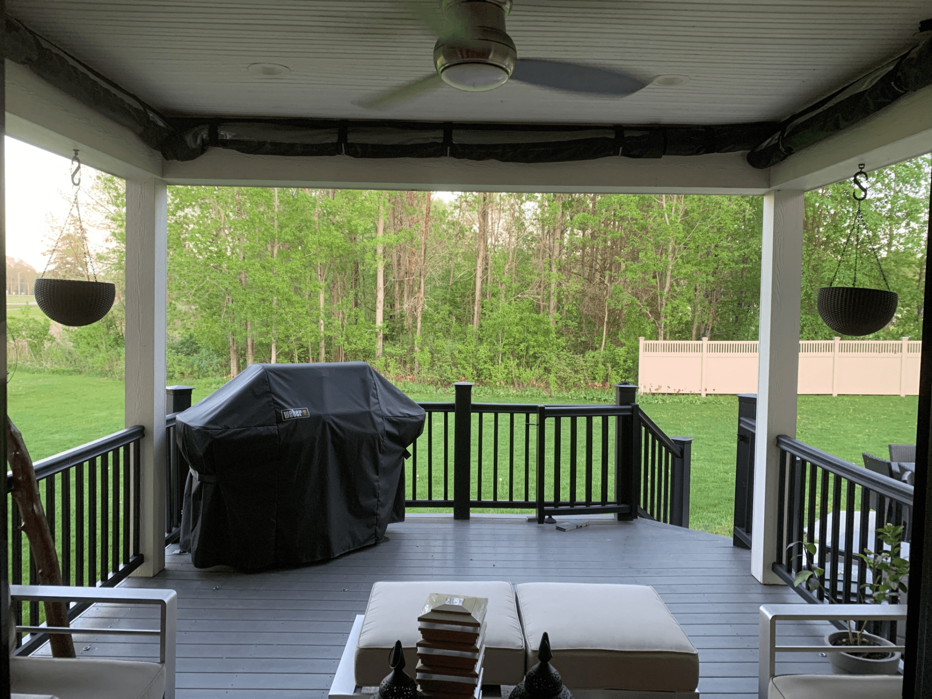 Design Ideas for Your Lake House Deck | Enclosure Guy